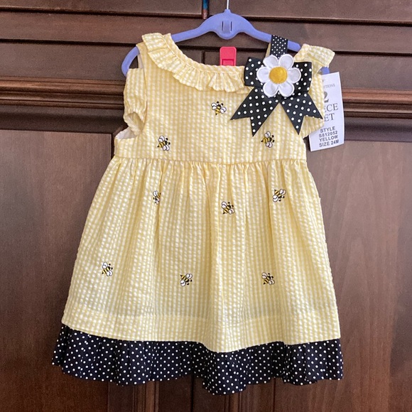 Rare Editions | Dresses | Rare Editions Yellow And White Bee Dress ...